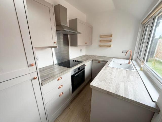2 bedroom terraced house for rent in Station Road, Great Sankey, Warrington, WA5