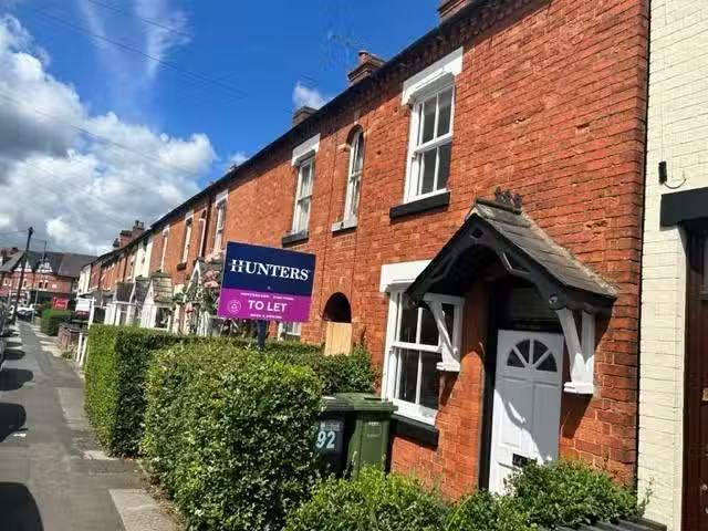 2 bedroom terraced house for rent in Station Road, Knowle, B93.
