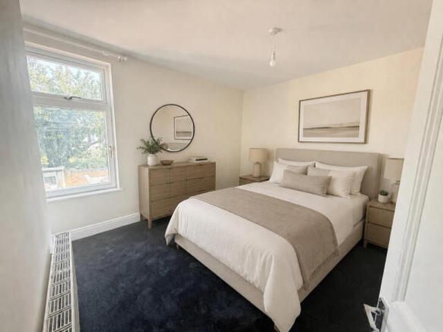 2 bedroom terraced house for rent in Station Road, Copnor, PO3