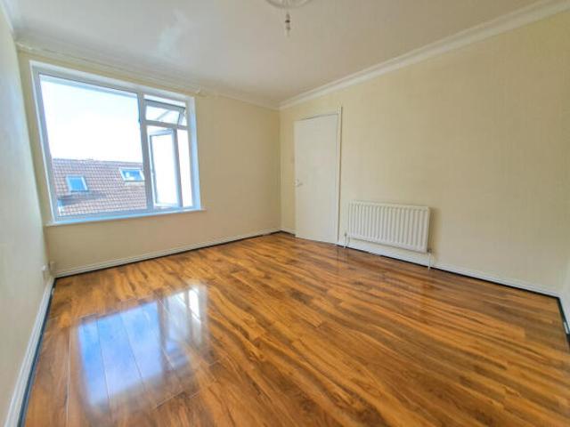 2 bedroom terraced house for rent in Sterte Road, Poole, BH15