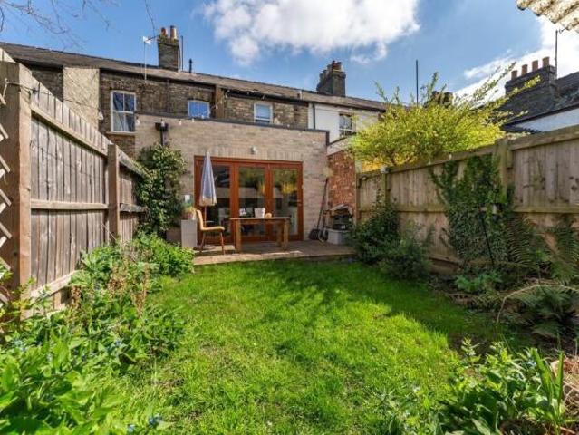2 bedroom terraced house for rent in Stockwell Street, Cambridge, CB1