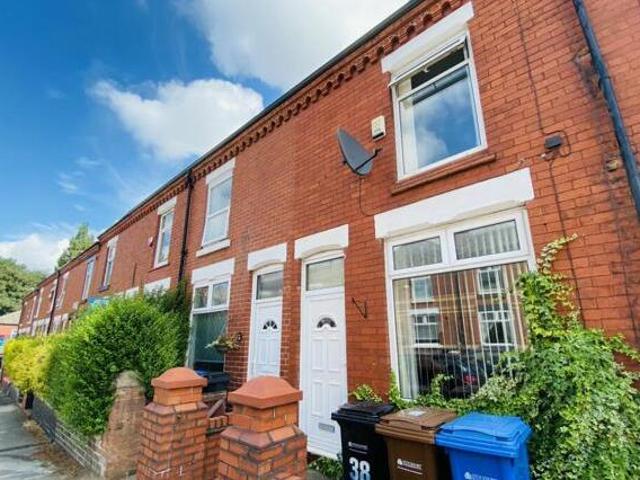 2 Bedroom Terraced House For Rent In Stockport, Cheshire