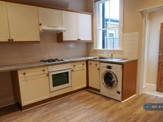 2 Bedroom Terraced House For Rent In Stratford