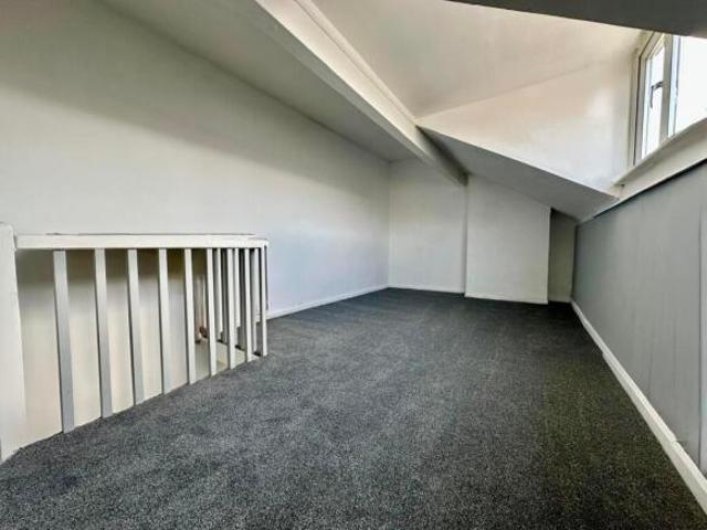 2 bedroom terraced house for rent in Strathmore Avenue, LEEDS, LS9