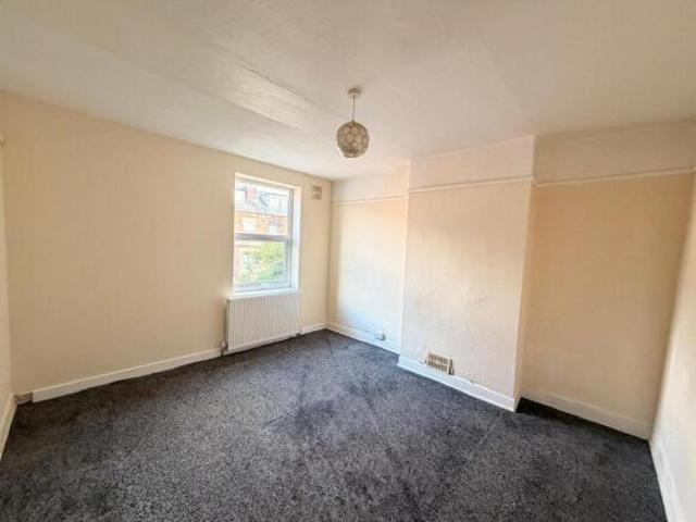 2 bedroom terraced house for rent in Sutherland Mount, Harehills, Leeds, LS9