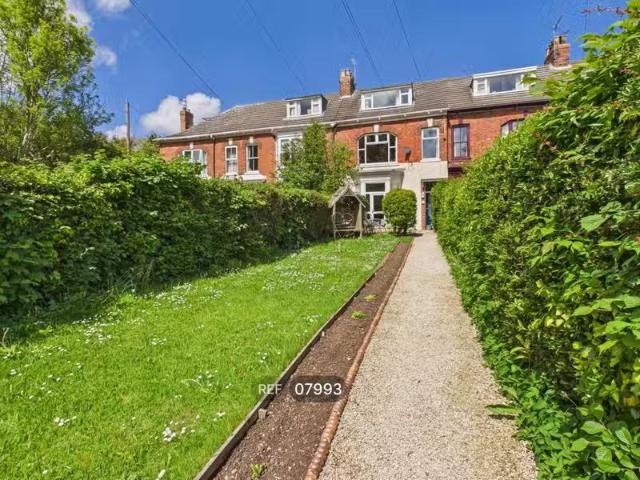 2 bedroom terraced house for rent in Suffolk Terrace, Seaton R.