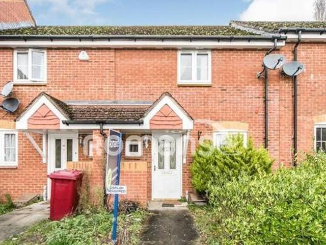 2 bedroom terraced house for rent in Swallows Croft RG1 6EH RG1