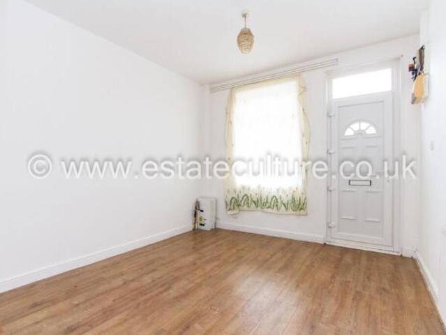 2 bedroom terraced house for rent in Swan lane, CV2