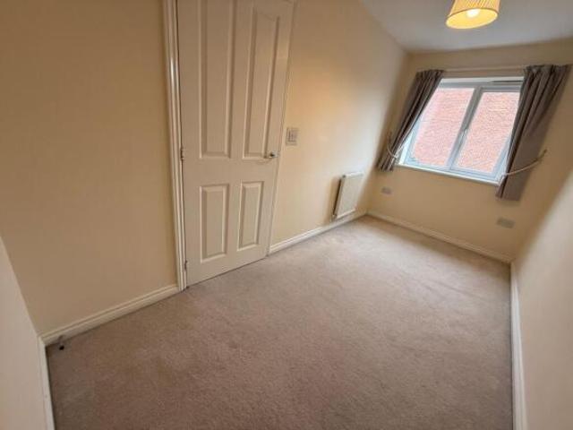 2 bedroom terraced house for rent in Symphony Road, Cheltenham, GL51