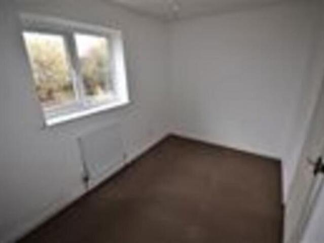 2 bedroom terraced house for rent in Poppyfields, Bedford, MK41