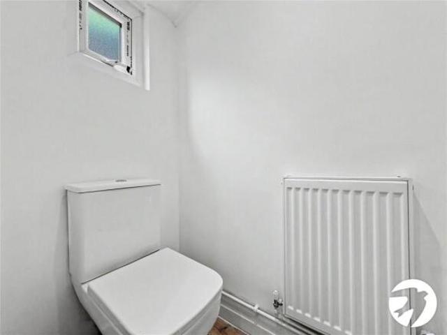 2 bedroom terraced house for rent in Portland Street, Chatham, Kent, ME4