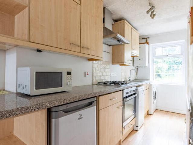 2 bedroom terraced house for rent in Portland Street, St Albans, Herts, AL3