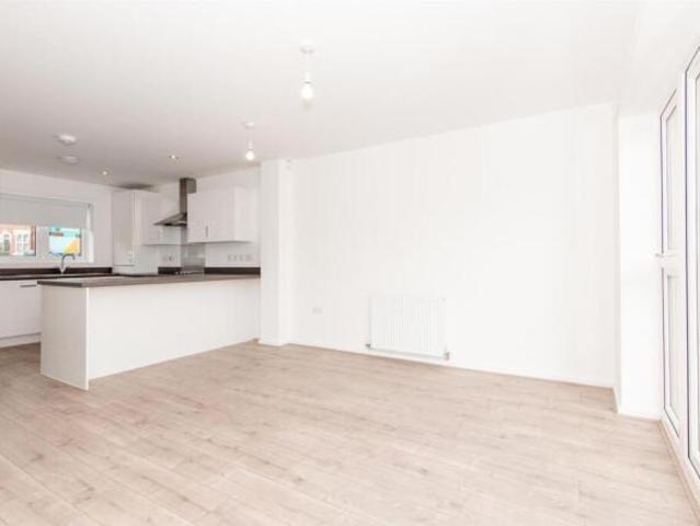 2 bedroom terraced house for rent in Patricia Rose Close, Stoke on Trent, ST6