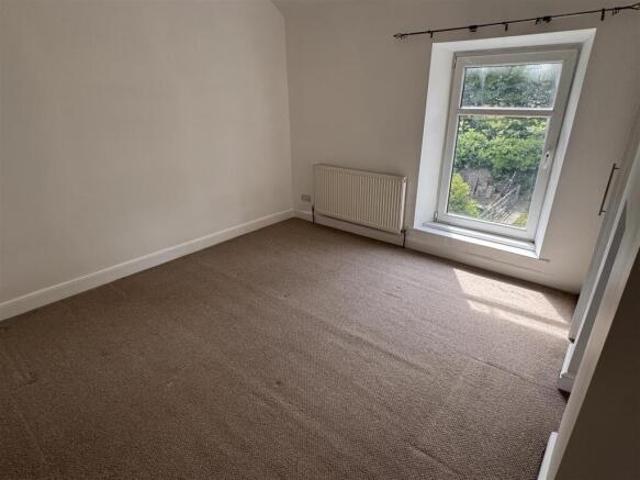 2 bedroom terraced house for rent in Park View Road, Hillsborough, S6