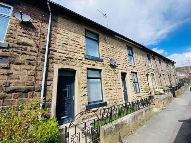 2 bedroom terraced house for rent in Park Street, Haslingden.