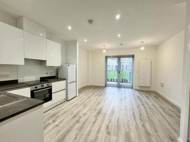 2 bedroom terraced house for rent in Parkes Avenue, Birmingham, B12