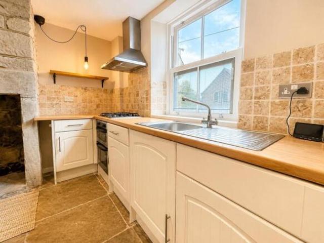 2 bedroom terraced house for rent in Parkside, Horsforth, Leeds, West Yorkshire, LS18