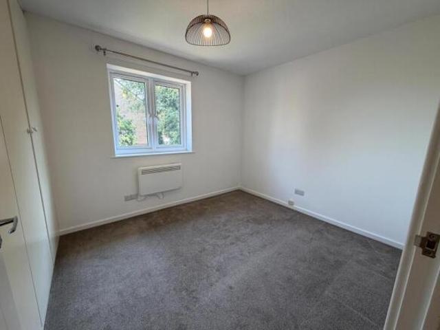 2 bedroom terraced house for rent in Pettingrew Close, Walnut Tree, Milton Keynes, MK7