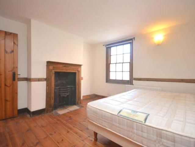 2 bedroom terraced house for rent in Peyton Place West Greenwich SE10