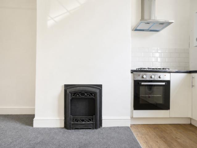 2 bedroom terraced house for rent in Peel Street, Morley, Leeds, LS27 8RN, LS27