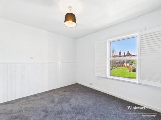 2 bedroom terraced house for rent in Pell Street, Reading, Berkshire, RG1