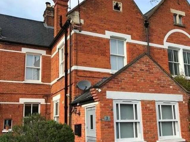 2 bedroom terraced house for rent in Pembroke Mews Ascot SL5