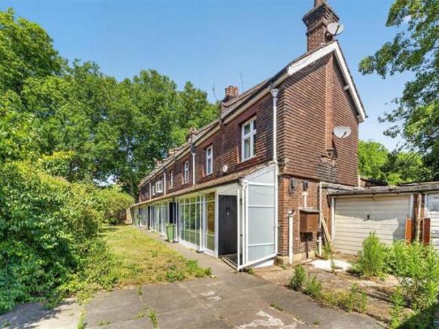 2 bedroom terraced house for rent in Penhurst Place, Lambeth, SE1