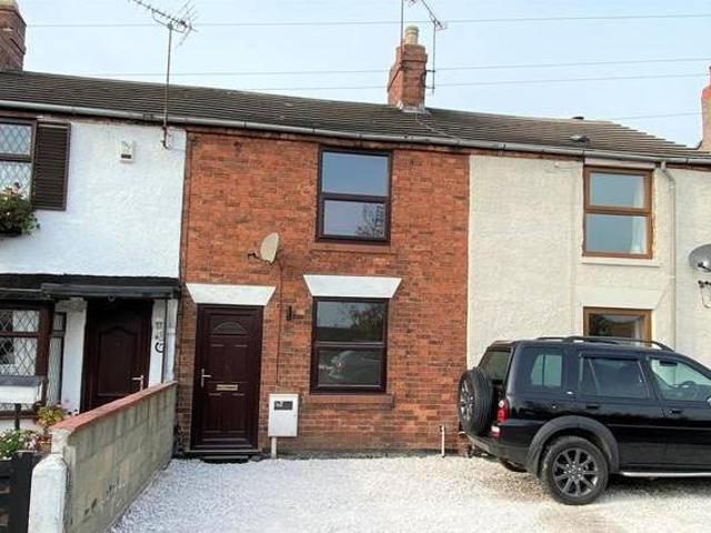 2 bedroom terraced house for rent in Pentrich Road Ripley DE5