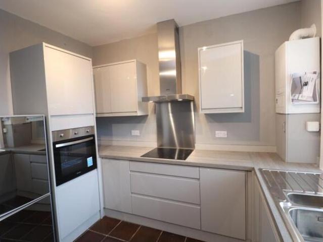 2 bedroom terraced house for rent in Perseverance Street, Pudsey, West Yorkshire, LS28