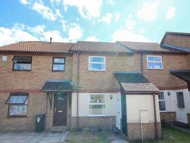 2 bedroom terraced house for rent in Perrys Lea Bradley Stoke Bristol BS32