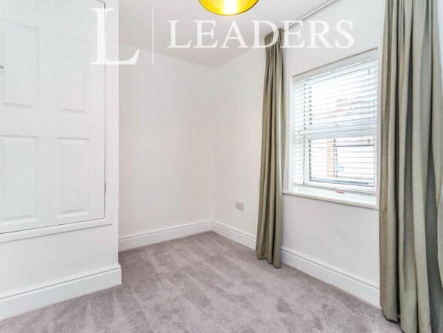 2 bedroom terraced house for rent in Phillip Street, CH2
