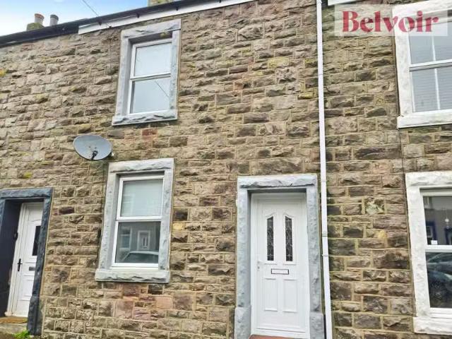 2 bedroom terraced house for rent in Pica Cottages, Pica, Work.