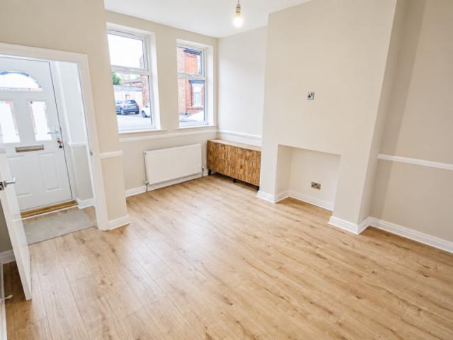 2 bedroom terraced house for rent in Pickmere Street, Warrington, WA5 1AW, WA5