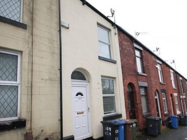 2 bedroom terraced house for rent in Pickford Lane Dukinfield Cheshire SK16