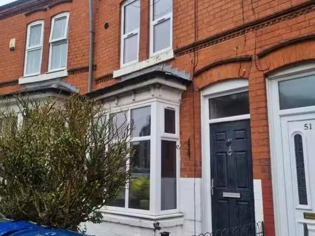 2 bedroom terraced house for rent in Piddock Road, Smethwick.