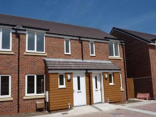 2 bedroom terraced house for rent in Piper Cross WestonSuperMare BS24
