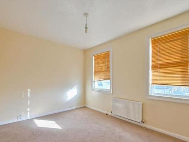 2 Bedroom Terraced House For Rent In Plaistow, London