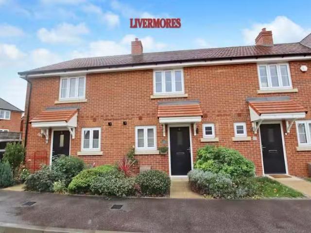 2 bedroom terraced house for rent in Plough Road, Gravesend, D.