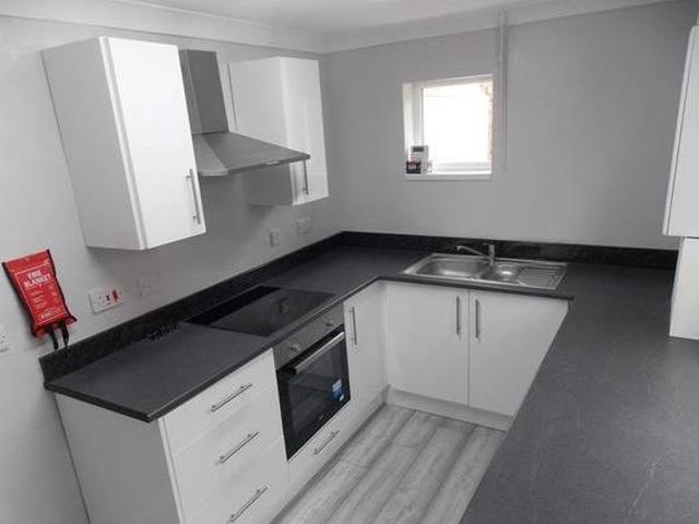 2 bedroom terraced house for rent in Princes Road Middlesbrough TS1 4BW TS1