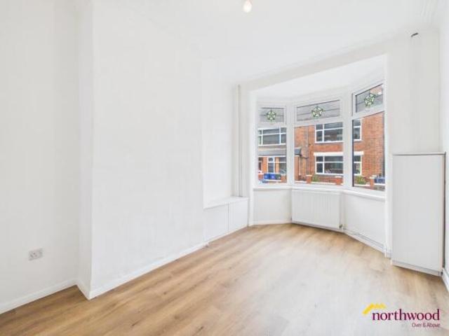 2 bedroom terraced house for rent in Princes Road, Hartshill, ST4