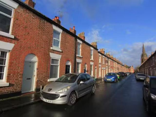 2 bedroom terraced house for rent in Pyecroft Street, Chester.