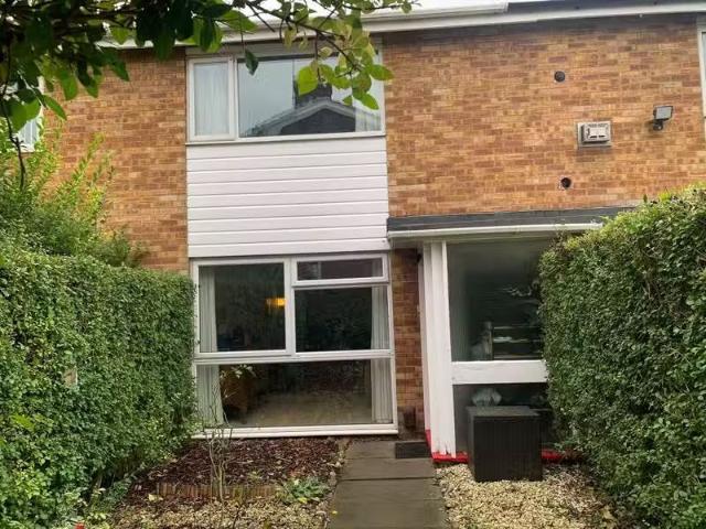 2 bedroom terraced house for rent in Quainton Close, Cambridge.