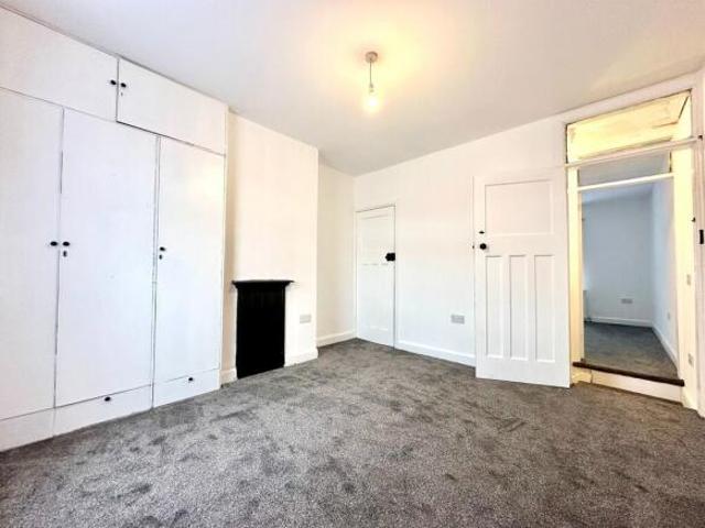 2 bedroom terraced house for rent in Queen Marys Road, Foleshill, CV6
