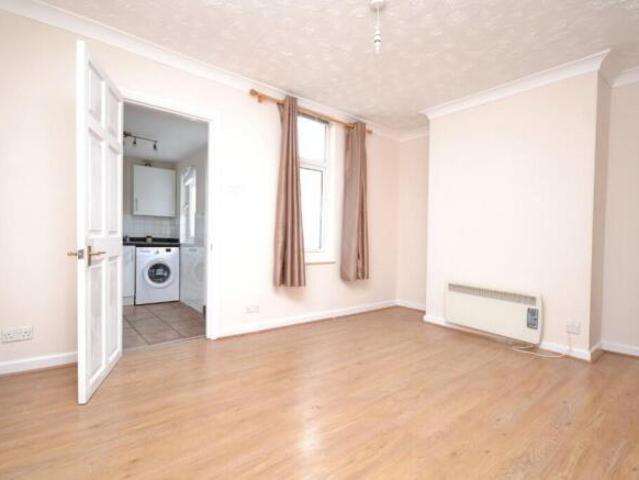 2 bedroom terraced house for rent in QUEENS ROAD, Brentwood, CM14