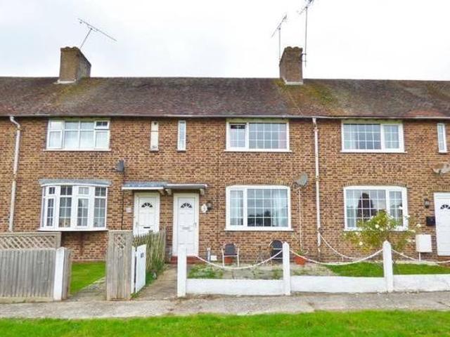 2 bedroom terraced house for rent in Rodney Crescent Ford BN18