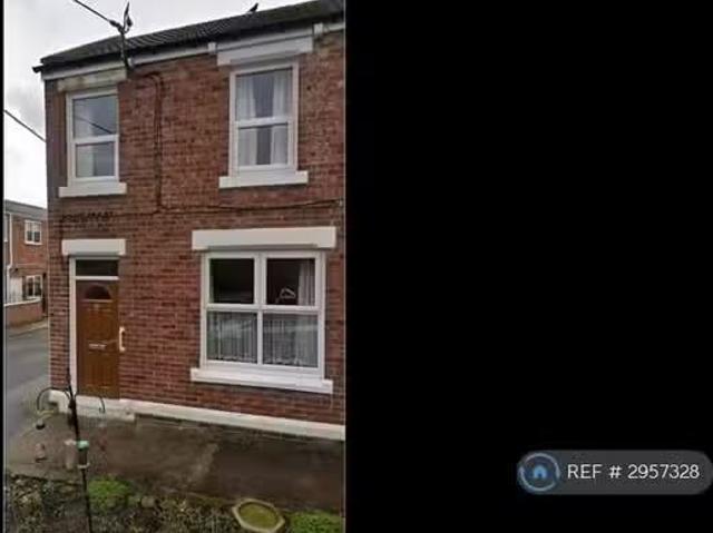 2 bedroom terraced house for rent in Rose Terrace, Chester Le.