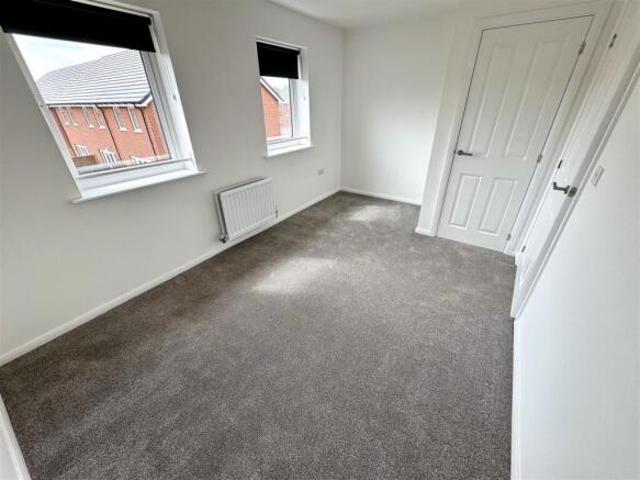2 bedroom terraced house for rent in Radburn Drive, The Meadows, CV7
