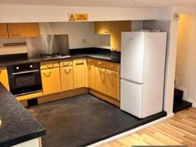 2 bedroom terraced house for rent in Raincliffe Grove, Leeds, LS9