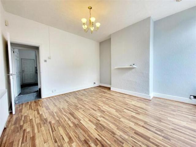 2 bedroom terraced house for rent in Reddish Road, Stockport, SK5