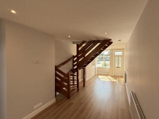 2 bedroom terraced house for rent in Regent Street, Oadby, Leicester, Leicestershire, LE2